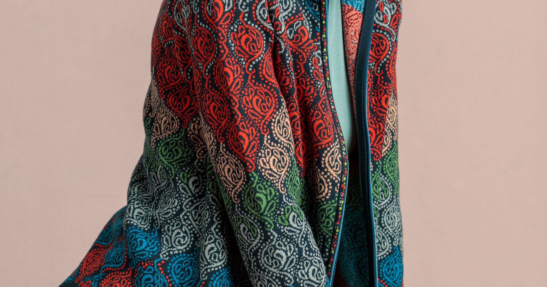 Jacket, Geometric Pattern - Pazifik - Knitted Jackets - Ivko Woman