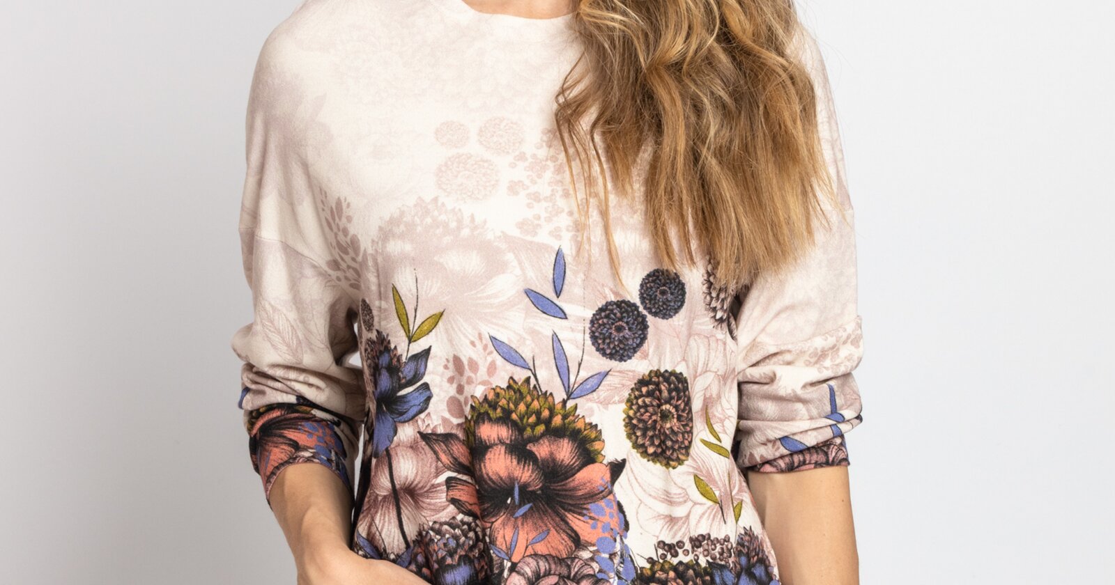 Jacquard Pullover, Floral Pattern - Off-White - Pullovers - Ivko Woman